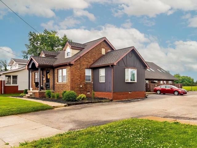 1410/1 N Weinbach Ave, Evansville, IN 47711