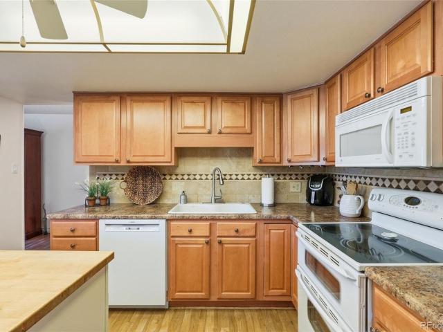 14102 E Linvale Place # 101