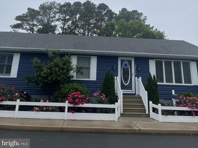 14107 Laurel Ave, Ocean City, MD 21842