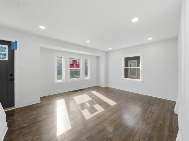14104 S Clark Street