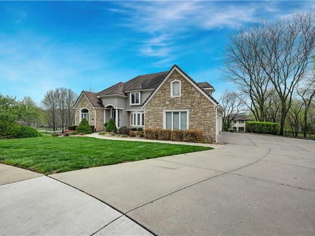 14105 Belinder St, Leawood, KS 66224 | MLS #2612