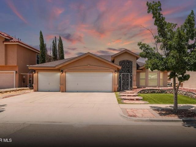 14105 Highweed Dr, Horizon City, TX 79928