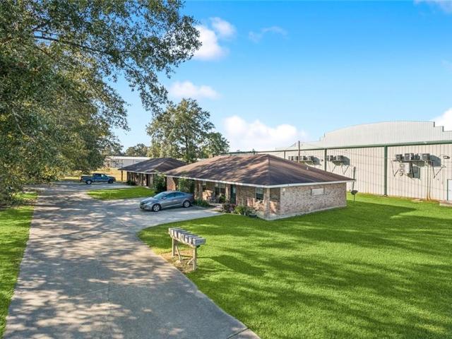 14106 W Club Deluxe Road