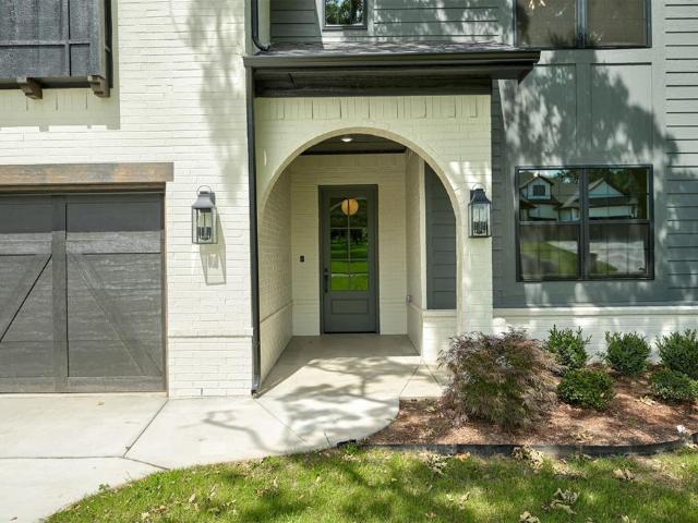 14109 Willow Lane