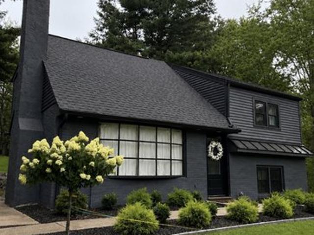 1410 Manorwood Dr, West Chester, PA 19382