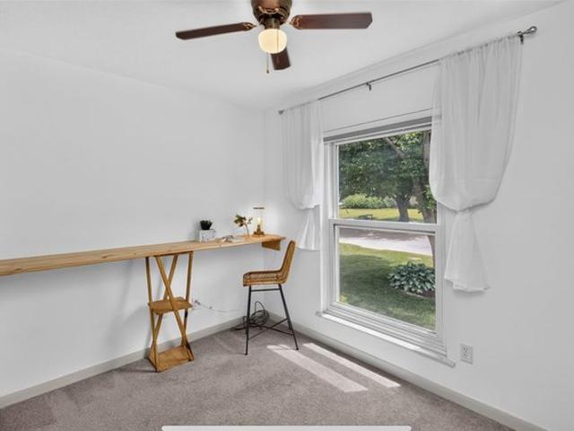 1410 NW Pebble Dr, Ankeny, IA 50023
