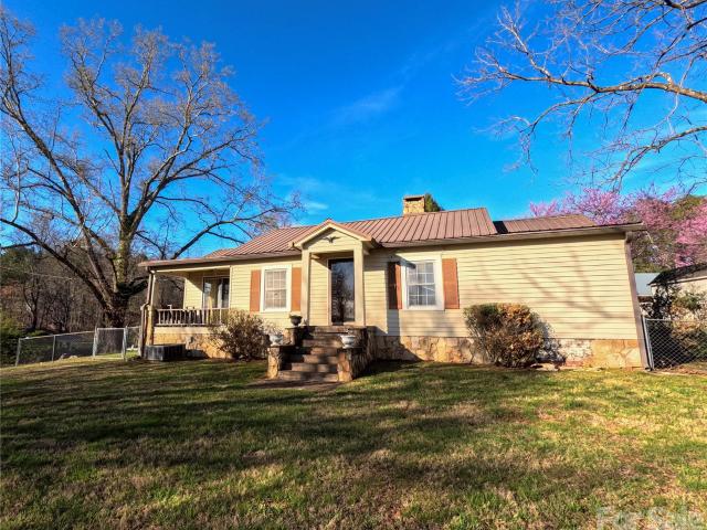 1410 Omni Lane