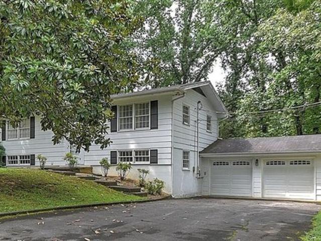 1410 Brentwood Dr, Greeneville, TN 37743