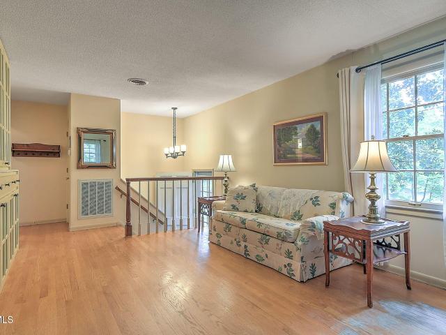 1410 Brentwood Drive