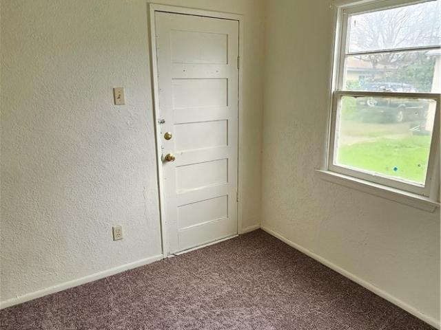 1410 Canyon