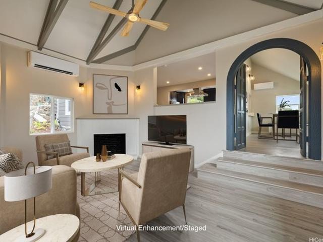 1410 Center St, Honolulu, HI 96816