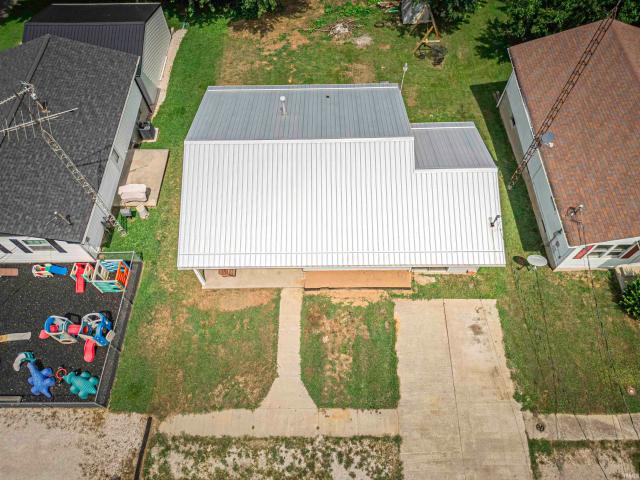 1410 E Poplar Street