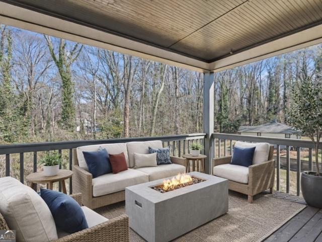 1410 Eastland Road