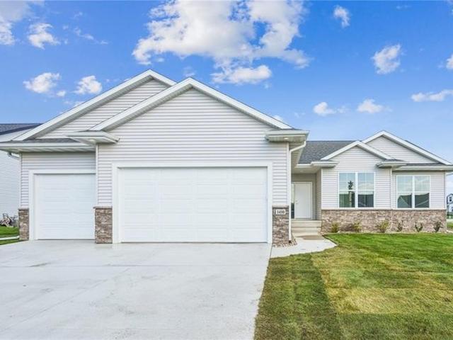 1410 Echo Ridge Ln, Marion, IA 52302