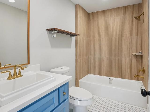 1410 Elliott St, Unit B, Houston, TX 77023 | MLS #64959 | Compass