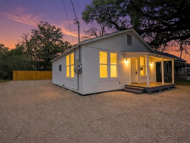 1410 Fannin St, Columbus, TX 78934