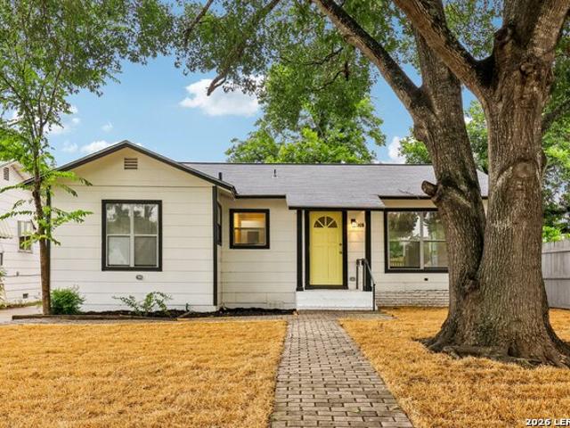 1410 Greer