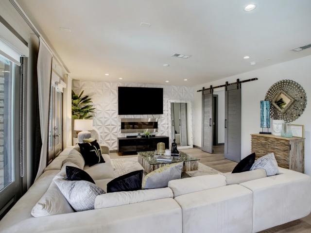1410 Hyde Park Blvd, Unit 212, Houston, TX 77006 | MLS #79488 | Compass