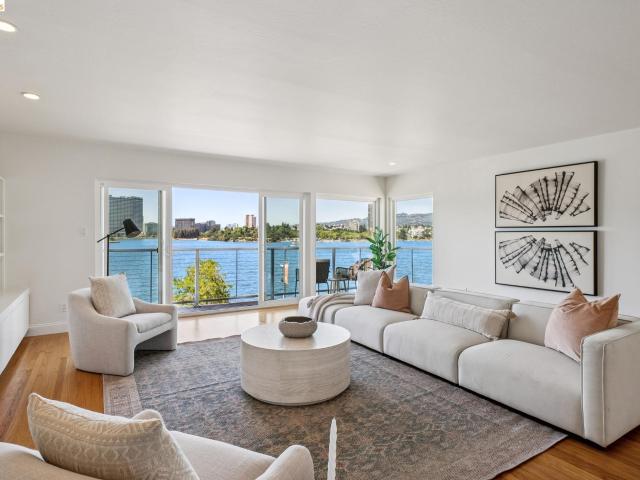 1410 Lakeshore Ave 5
