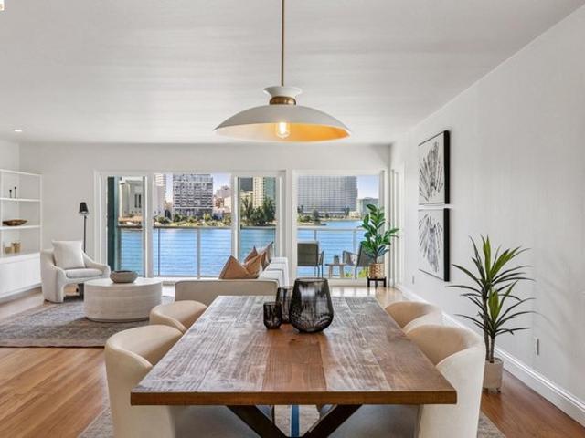 1410 Lakeshore Ave Apt 5, Oakland, CA 94606