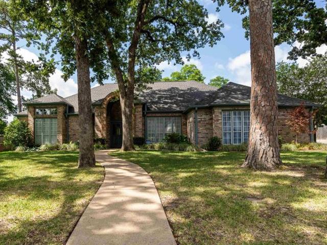 1410 Lazy Ln, Longview, TX 75604