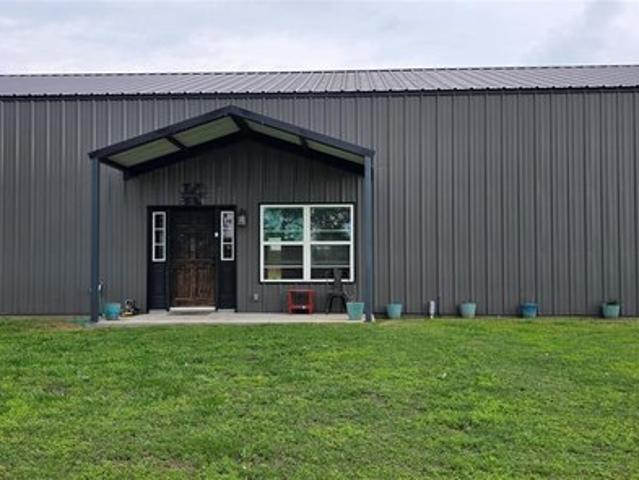 1410 Rs County Road 1235, Point, TX 75472