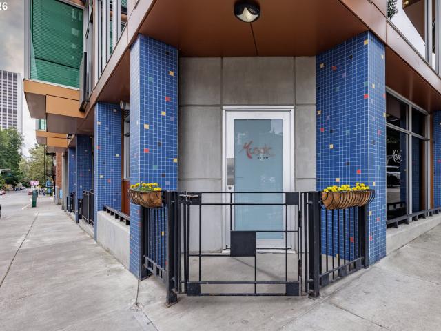 1410 SW 11TH AVE # 106