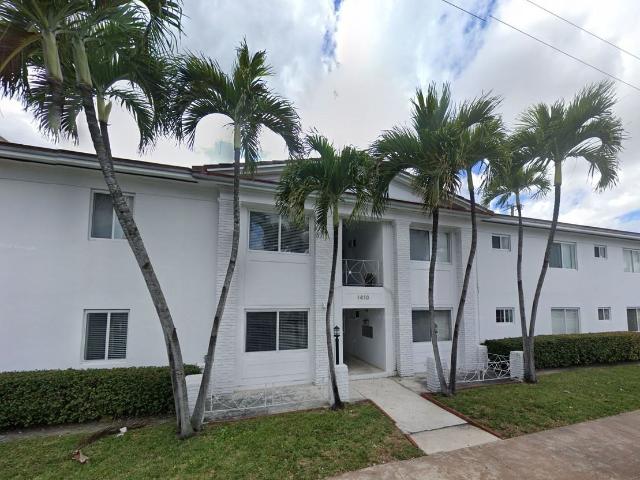 1410 SW 37 Ave 1 Bedroom Apartment for Rent at 1410 S Douglas Rd, Coral Gables, FL 33134 Douglas