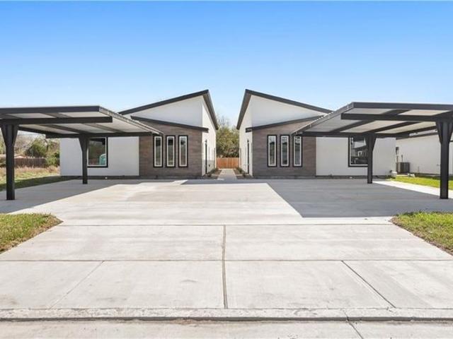 1410 S Michigan St, Alton, TX 78573