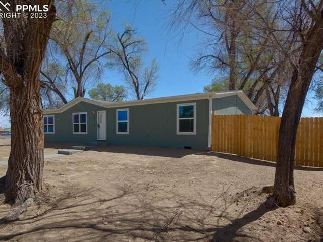 1410 Santa Rosa St, Pueblo, CO 81006