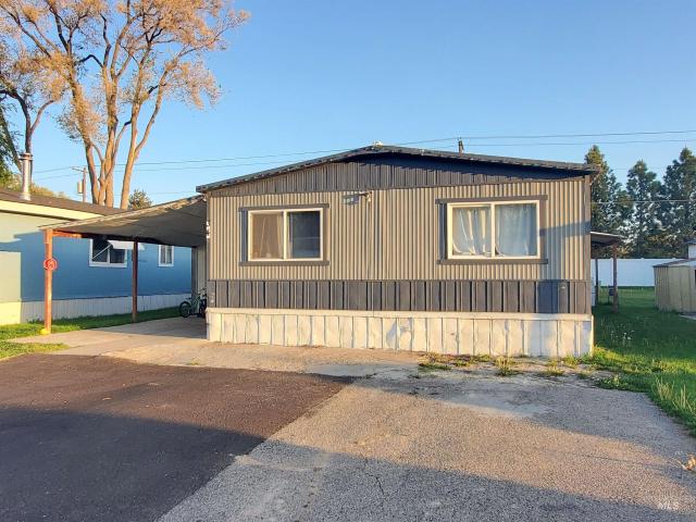 1410 W Flamingo Ave, Unit 34, Nampa, ID 83651 | MLS #98945 | Compass