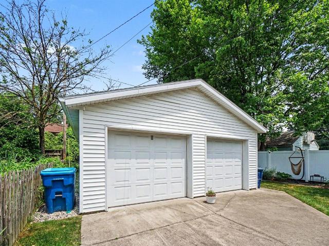 1410 W Maple Street