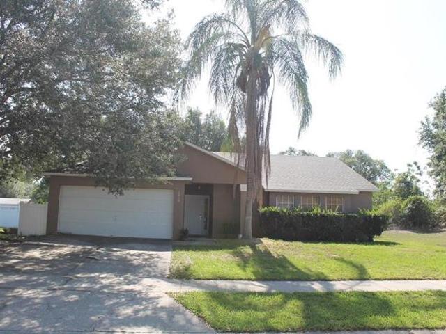1410 Whooping Dr, Groveland, FL 34736
