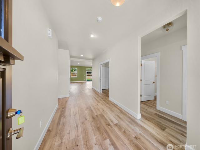 1410 Woods Point Loop