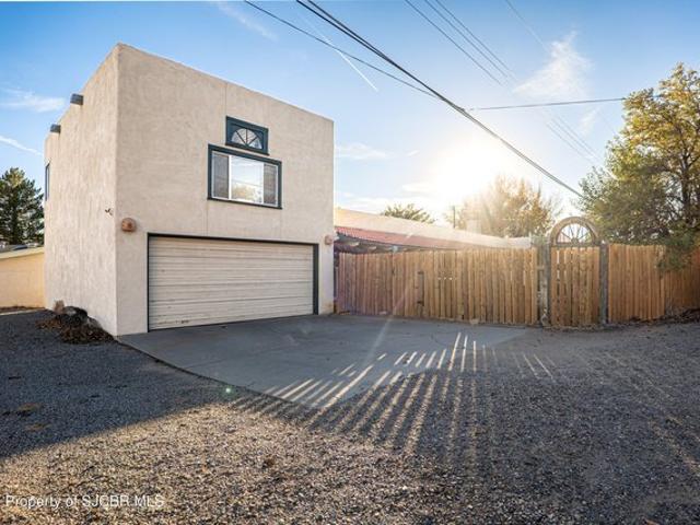 1410 Zuni Pl, Farmington, NM 87401