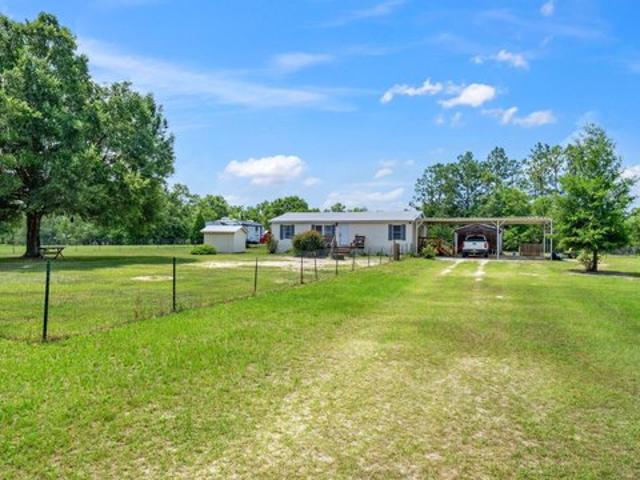 14113 Helms St, Vernon, FL 32462