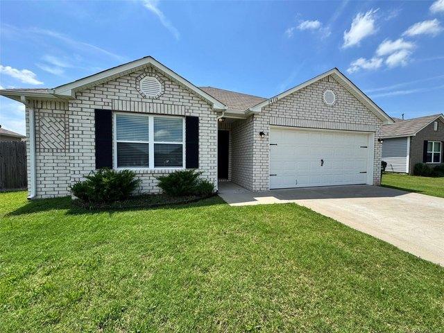 14116 N 74th East Ave, Collinsville, OK 74021