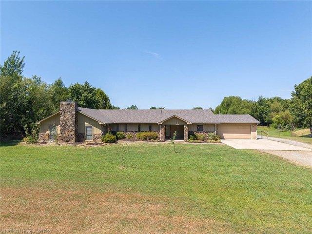 14118 White Bluff Hts, Fort Smith, AR 72916