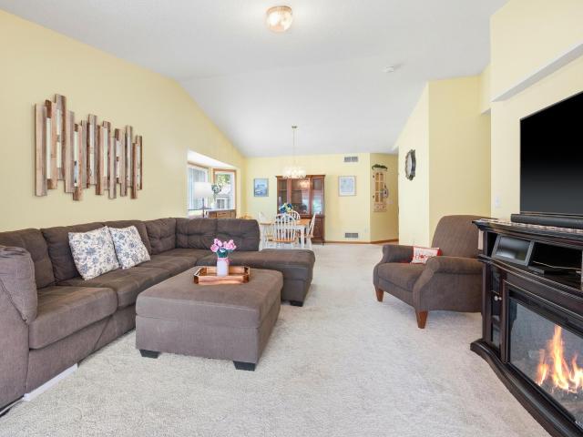 14118 Essex Lane