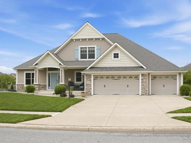 14118 Sandstone Dr, Fort Wayne, IN 46814