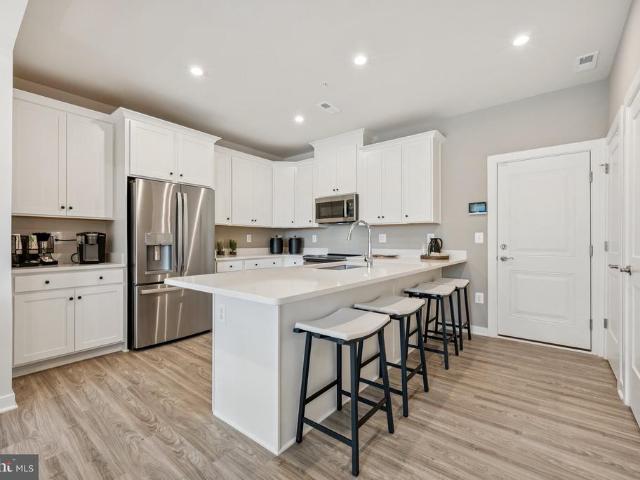 14118 Slate Street