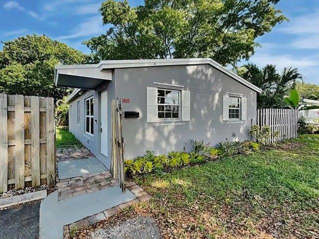 1411 N 70th Ter, Hollywood, FL 33024