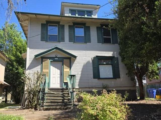 1411 NE Tillamook St, Portland, OR 97212