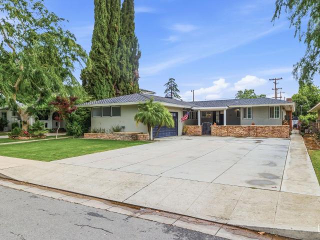 1411 Alta Vista Drive