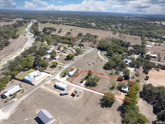 1411 B and C Democrat, Blanco, TX 78606