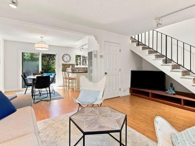 1411 Casa Buena Dr Apt 36, Corte Madera, CA 94925