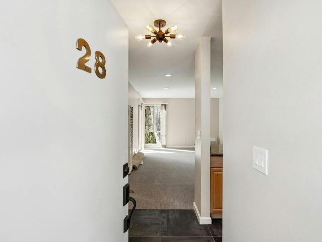 1411 Creekside Drive, Unit 28 1 Bedroom Condo for Rent at 1411 Creekside Dr, Walnut Creek, CA 94596