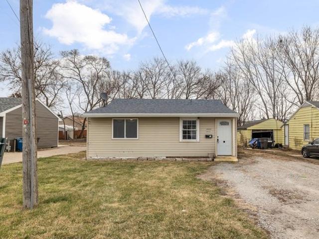 1411 Delaware Ave, Des Moines, IA 50317