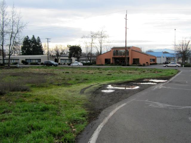 1411 E McAndrews RD