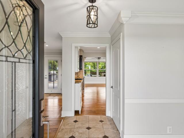 1411 Fairview Dr